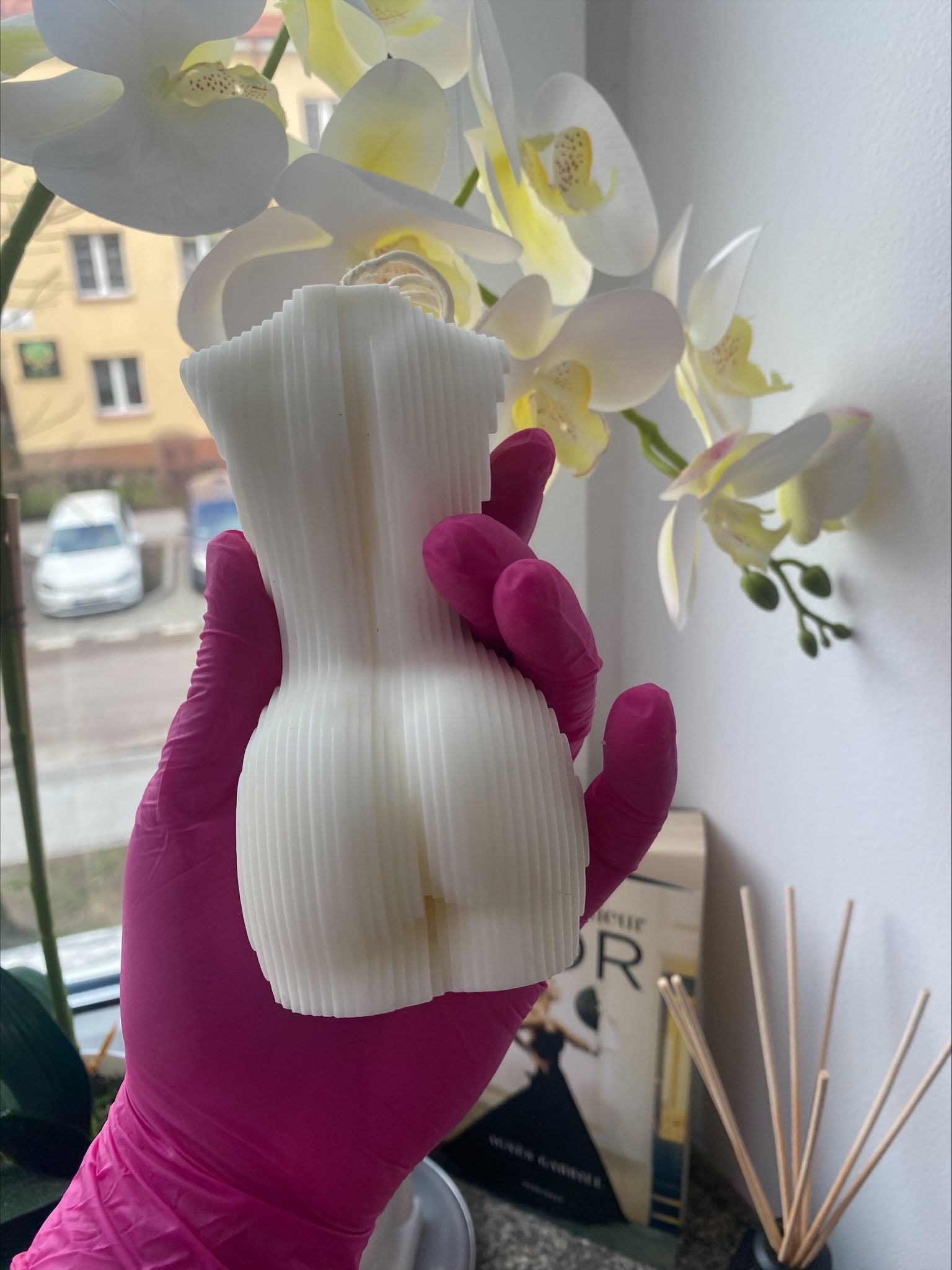 Big Aroma Woman Body With Lines- Shaped Candle - Sculpture Candle ...