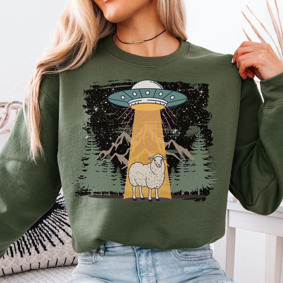 Alien Abduction, I Come in Peace, UFO Shirt, Sheep Tshirt, Flying ...