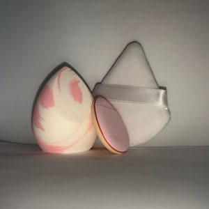 egg makeup sponge