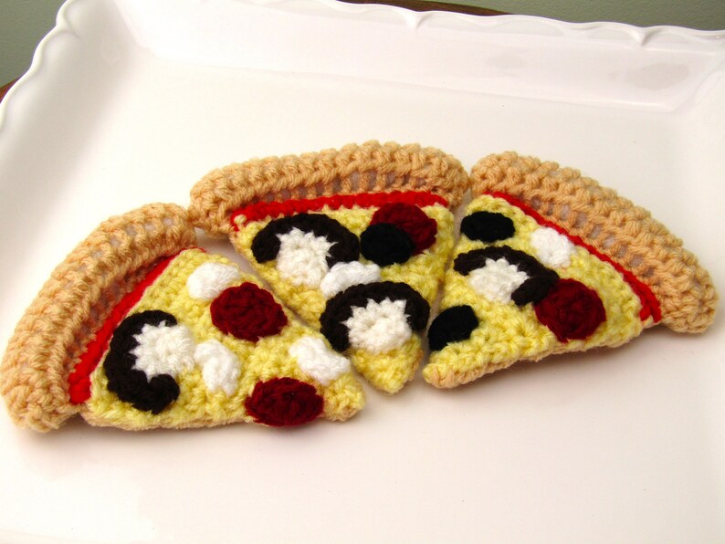 Crochet Pizza Play Food: Handmade Pretend Pizza Slices - Etsy