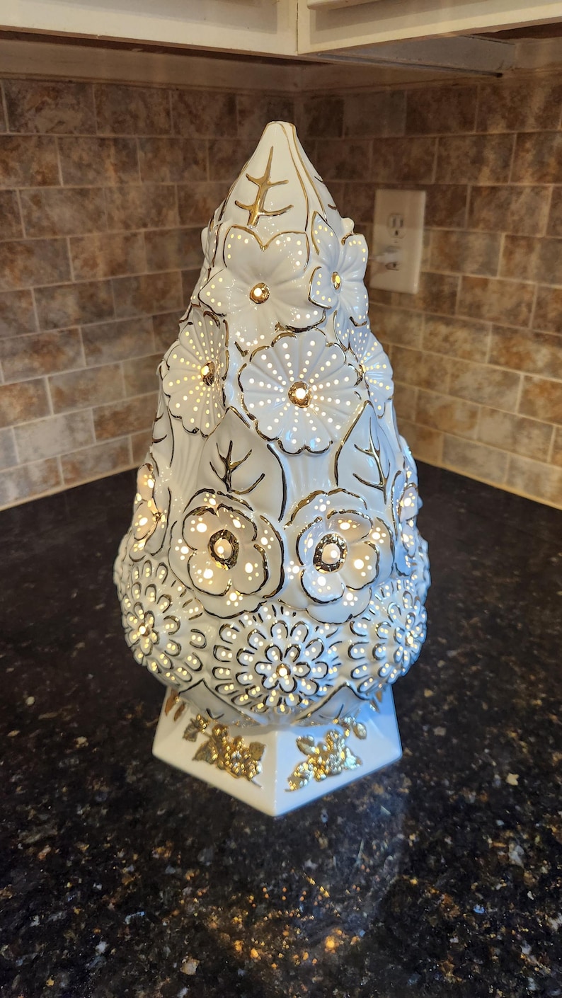 Jamar Mallory Flower Stack Ceramic Tree With 22k Gold - Etsy