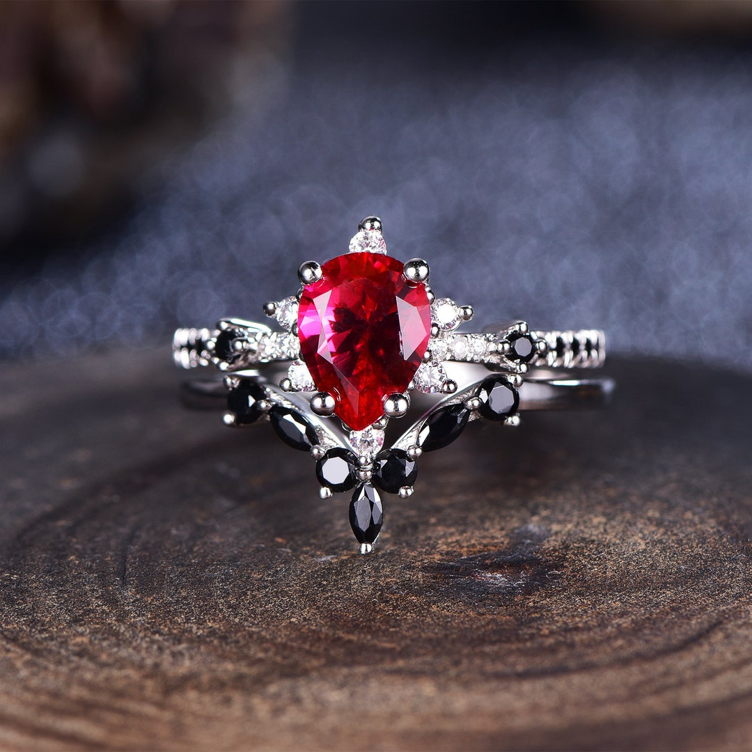 Vintage Pear Shaped Ruby Engagement Ring Set 1.25ct Ruby Bridal Wedding ...