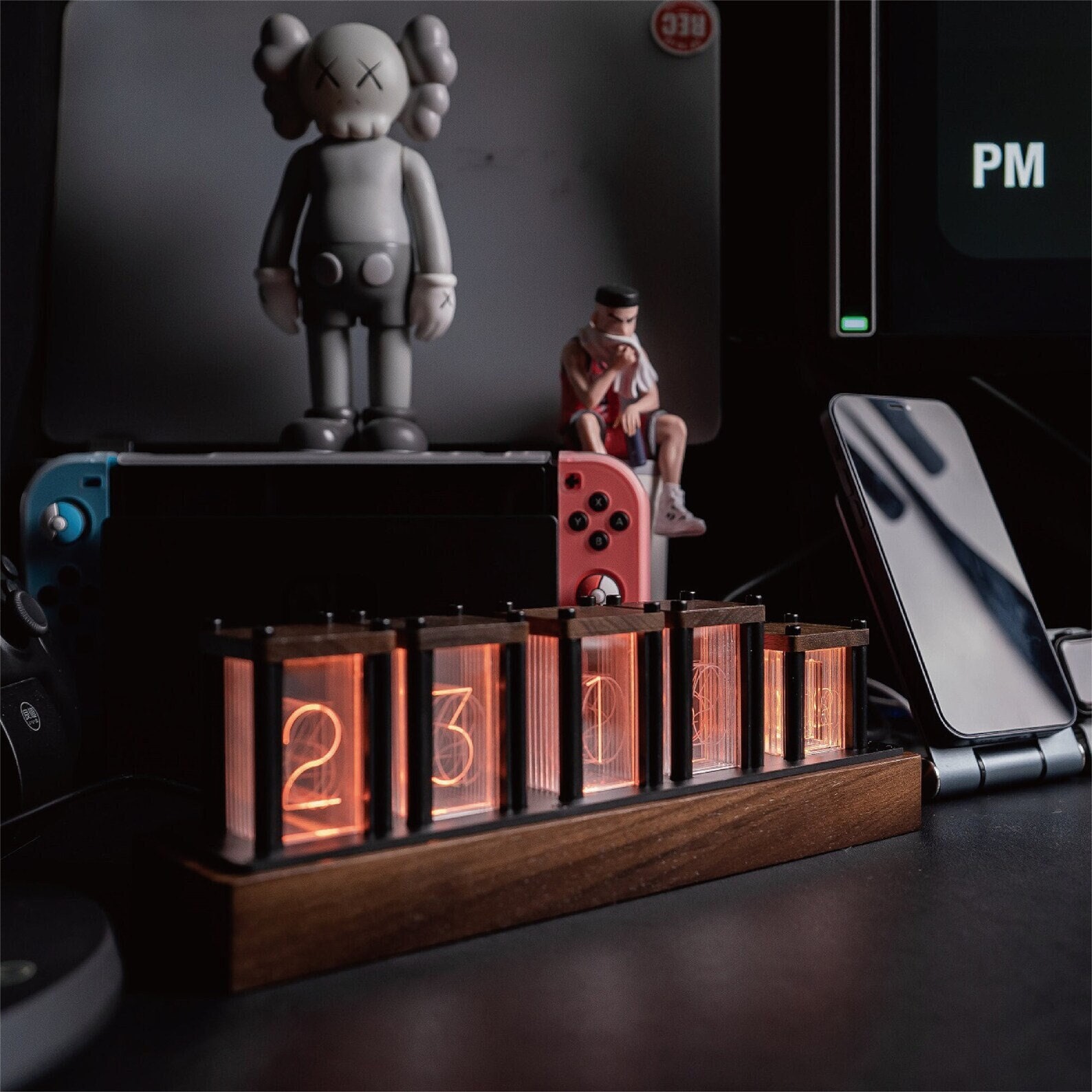 Retro Neo Nixie Tube Clock, Walnut Wood RGB Digital Clock, Modern ...