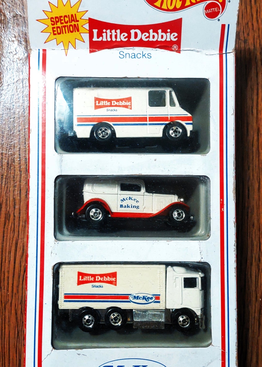 Hot Wheels Little Debbie Special Edition Diecast Cars 1:64 Scale ...