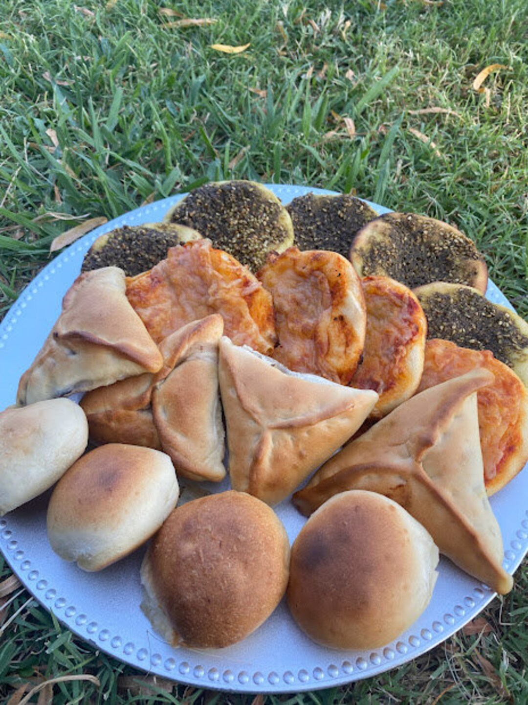 Fatayer Assortment- Baked Pastries (pizza,spinach,zatar,cheese) - Etsy