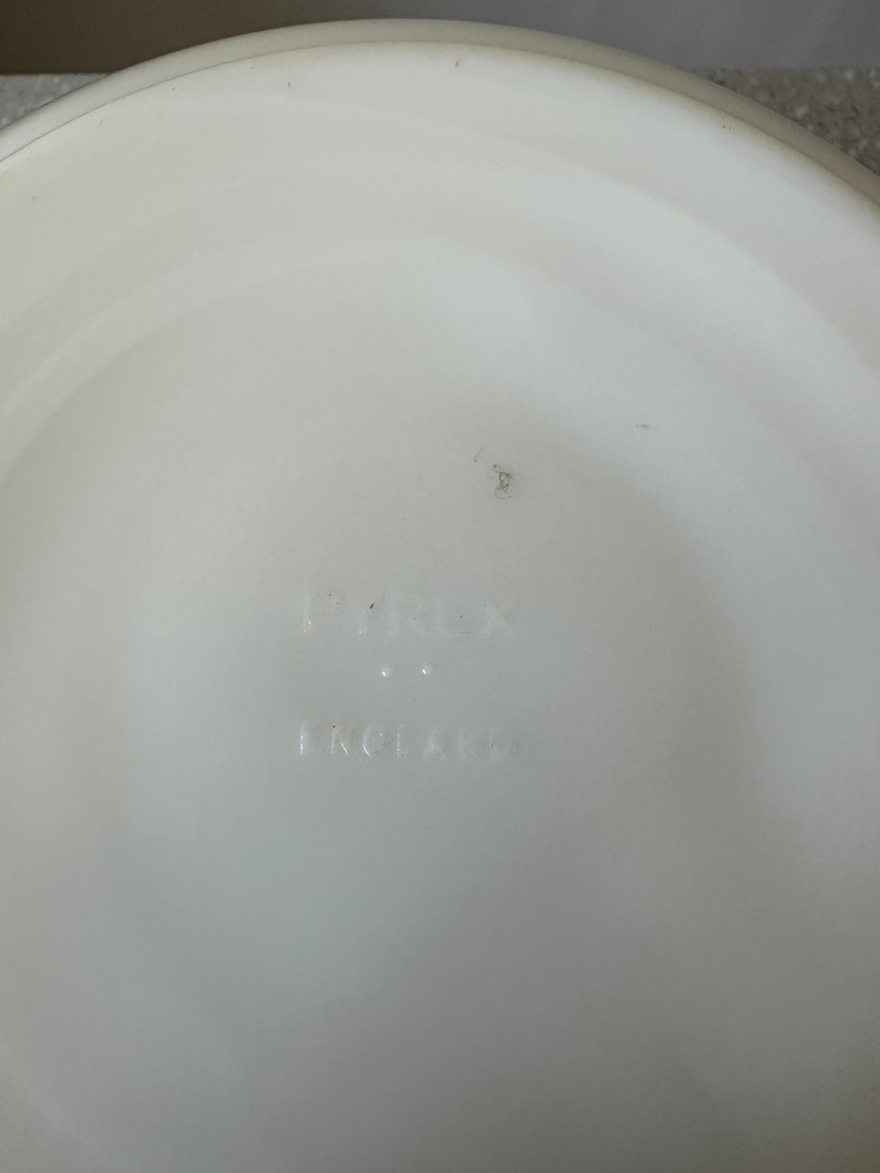 Pyrex England Cherry Blossom Vintage Round Casserole Dish White Lisa ...