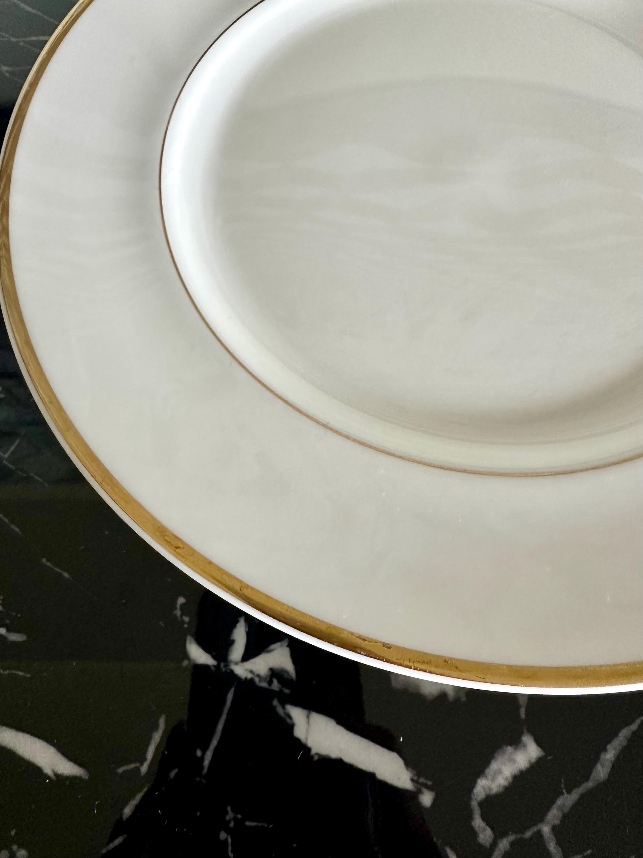 Royal Doulton Alice English Fine Bone China Dinner Plate Gold Trim 10. ...