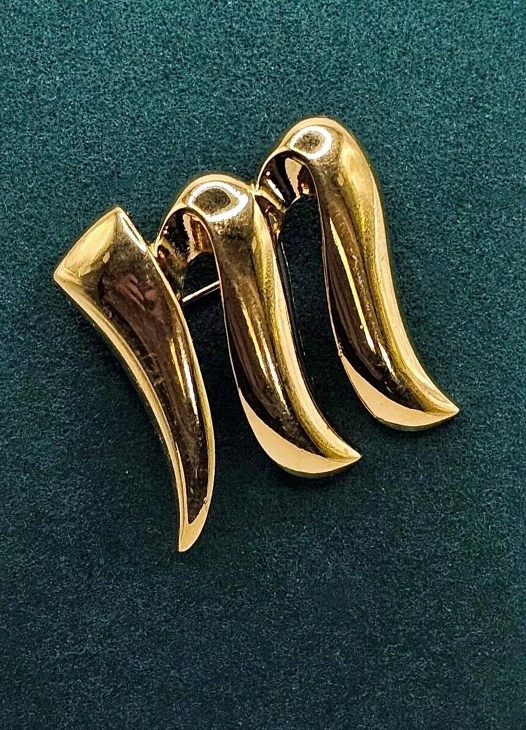 Vintage Monet Gold Tone Cursive Letter "m" Initial Monogram Pin Brooch ...