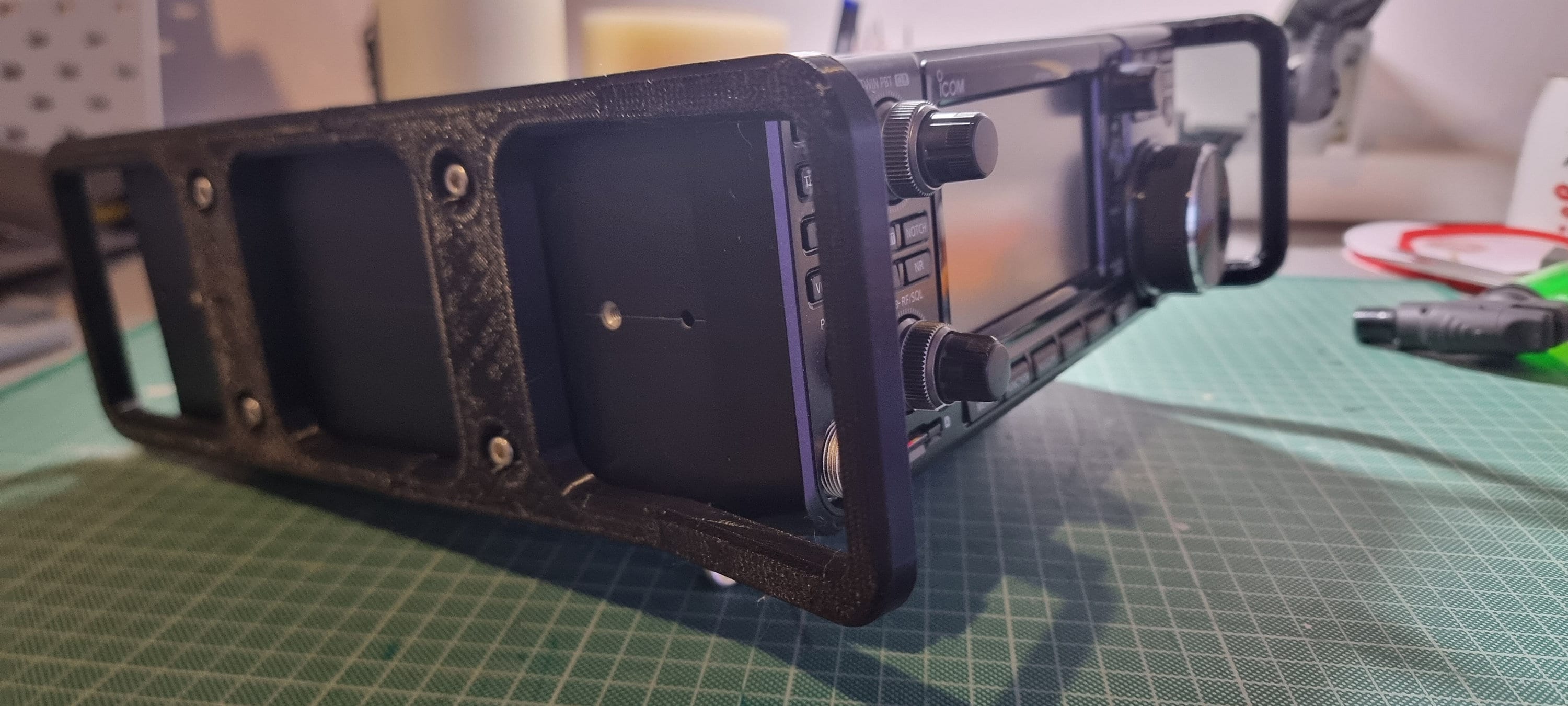 3D Printed Icom IC7300 Side Bars - Etsy