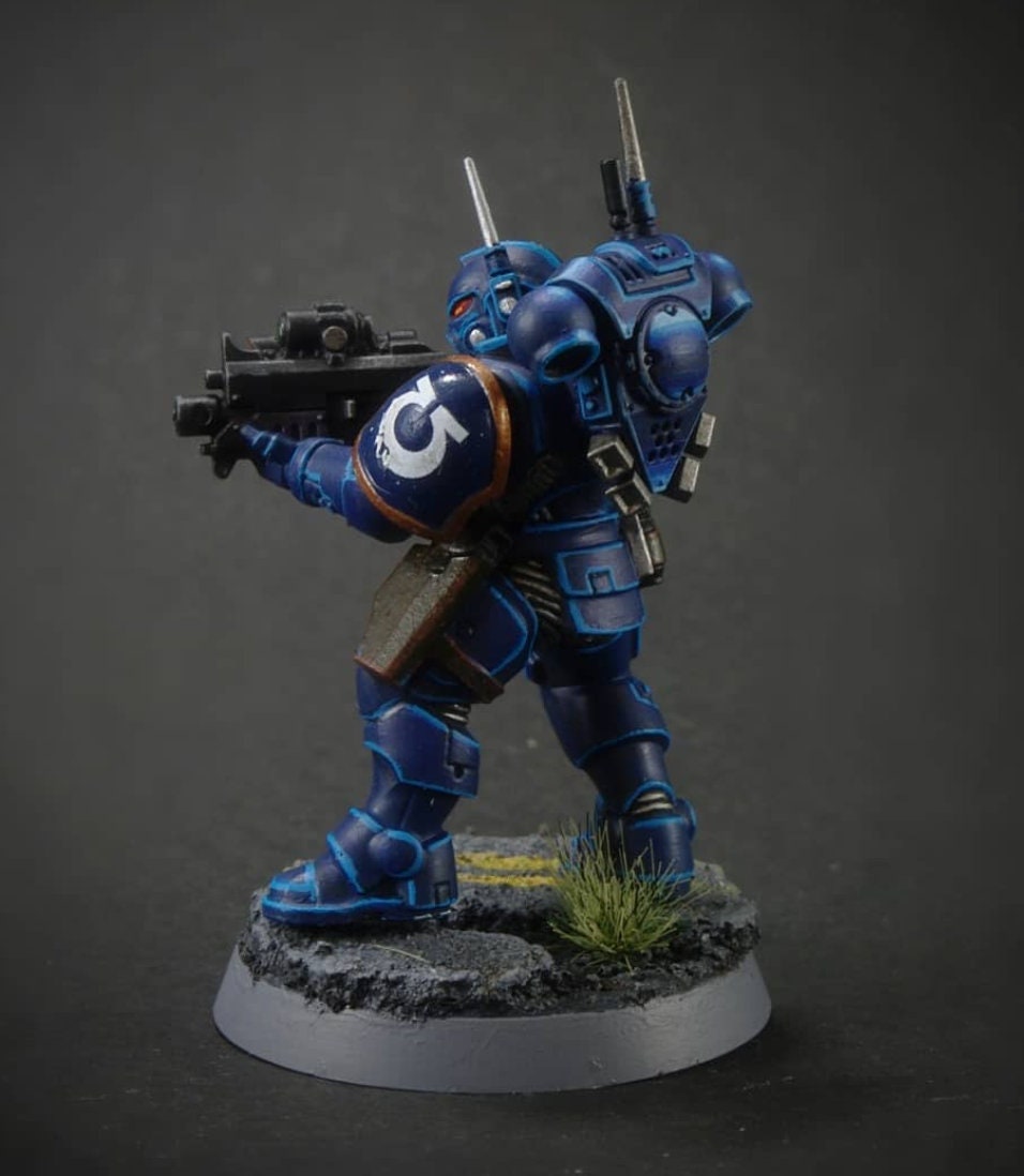 Ultramarine Primaris Infiltrator Warhammer 40k Miniature painted - Etsy