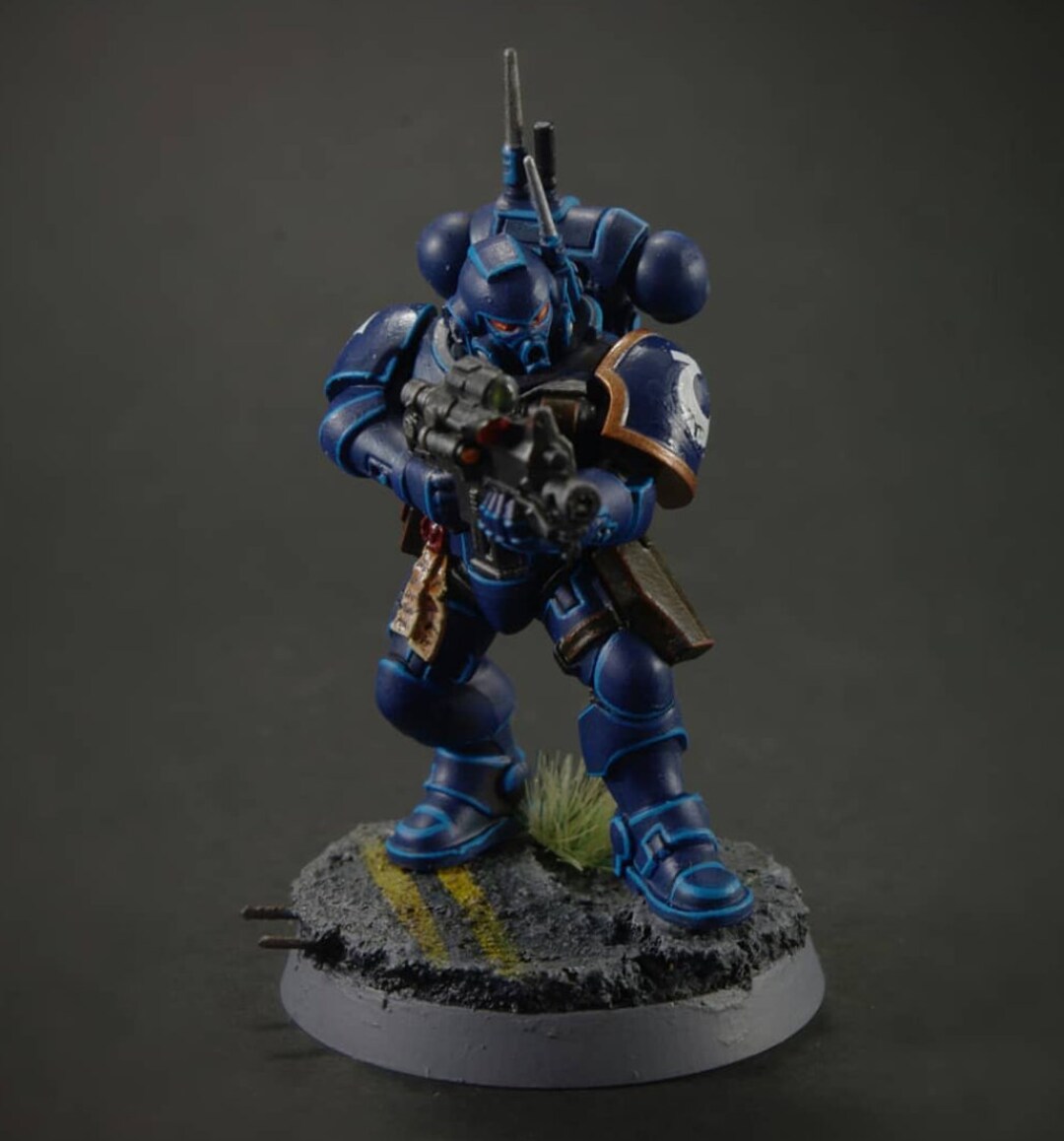 Ultramarine Primaris Infiltrator - Warhammer 40k Miniature *painted* - Etsy
