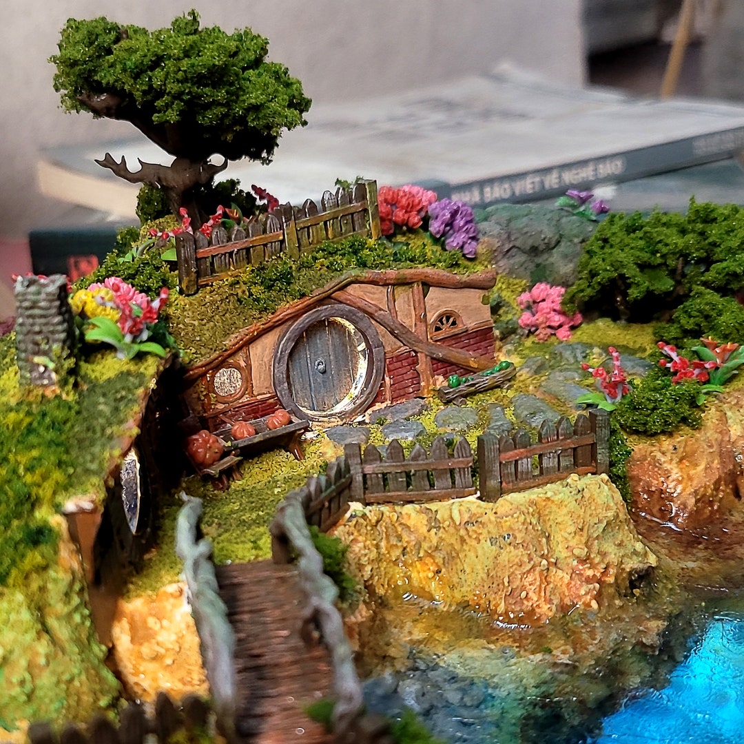 HOBBIT HOUSE From LOTR Box Lights, Custom Box Lights, Dark Lord's Ring ...