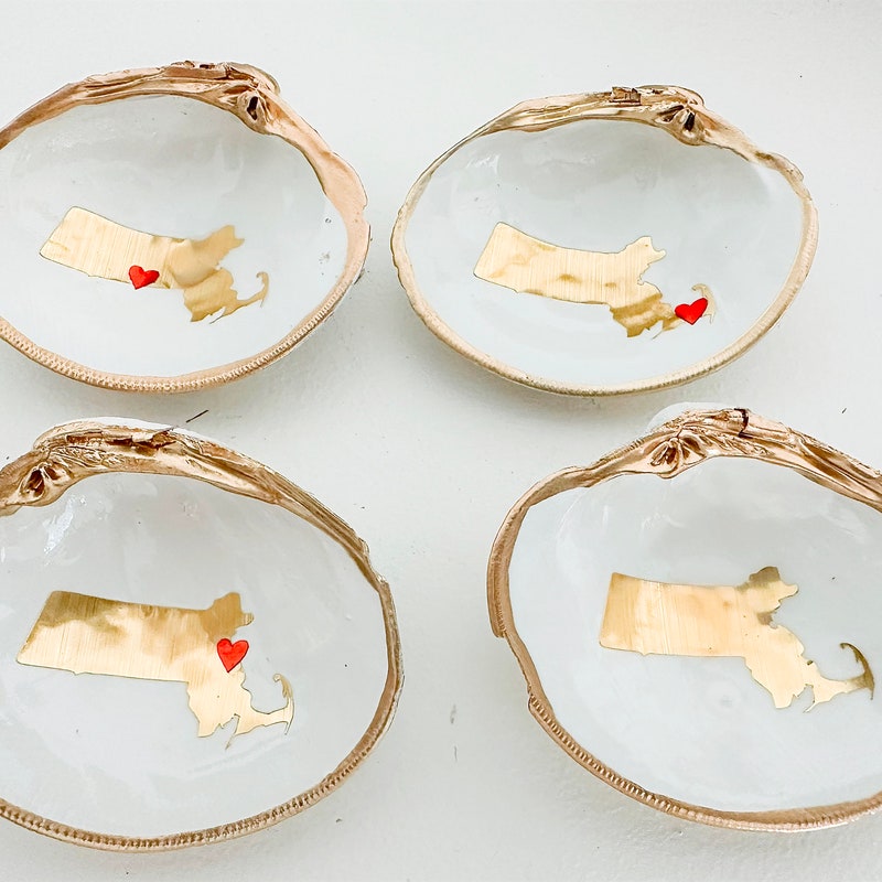 Massachusetts Gifts - 60+ Gift Ideas for 2025