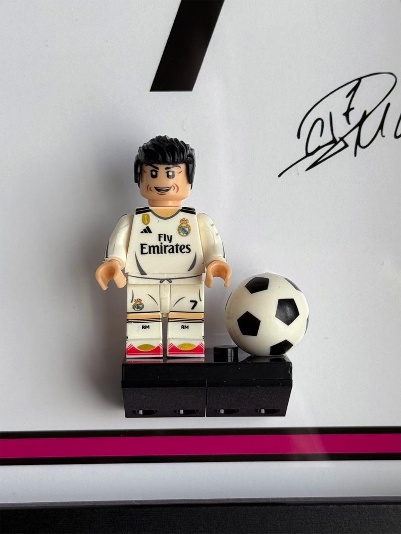 3D Frame - Cristiano Ronaldo Minifigure Real Madrid 2014/15 | CR7 - Los ...