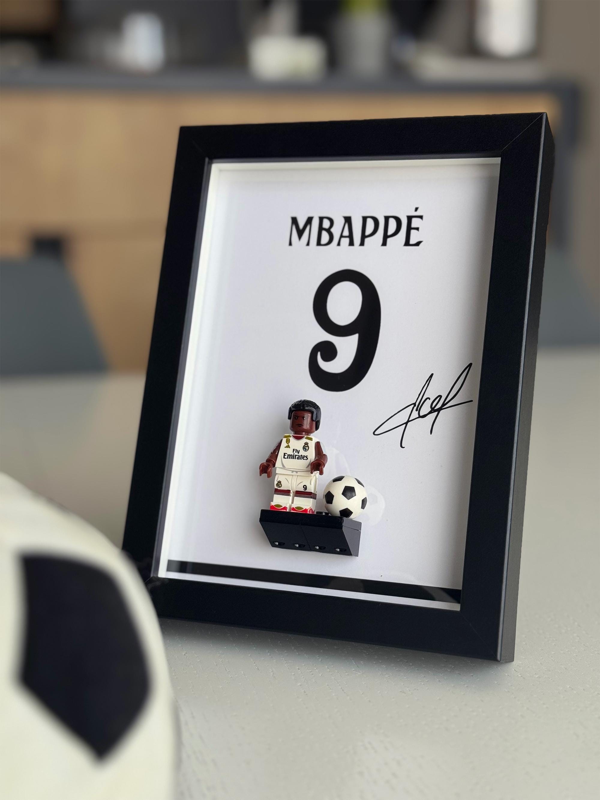 3D Frame - Kylian Mbappe Minifigure Real Madrid 2024/25 | Los Blancos ...