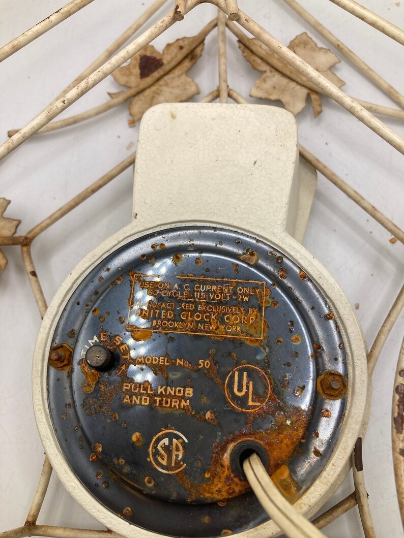 United Clock Company Antique Clock - Etsy