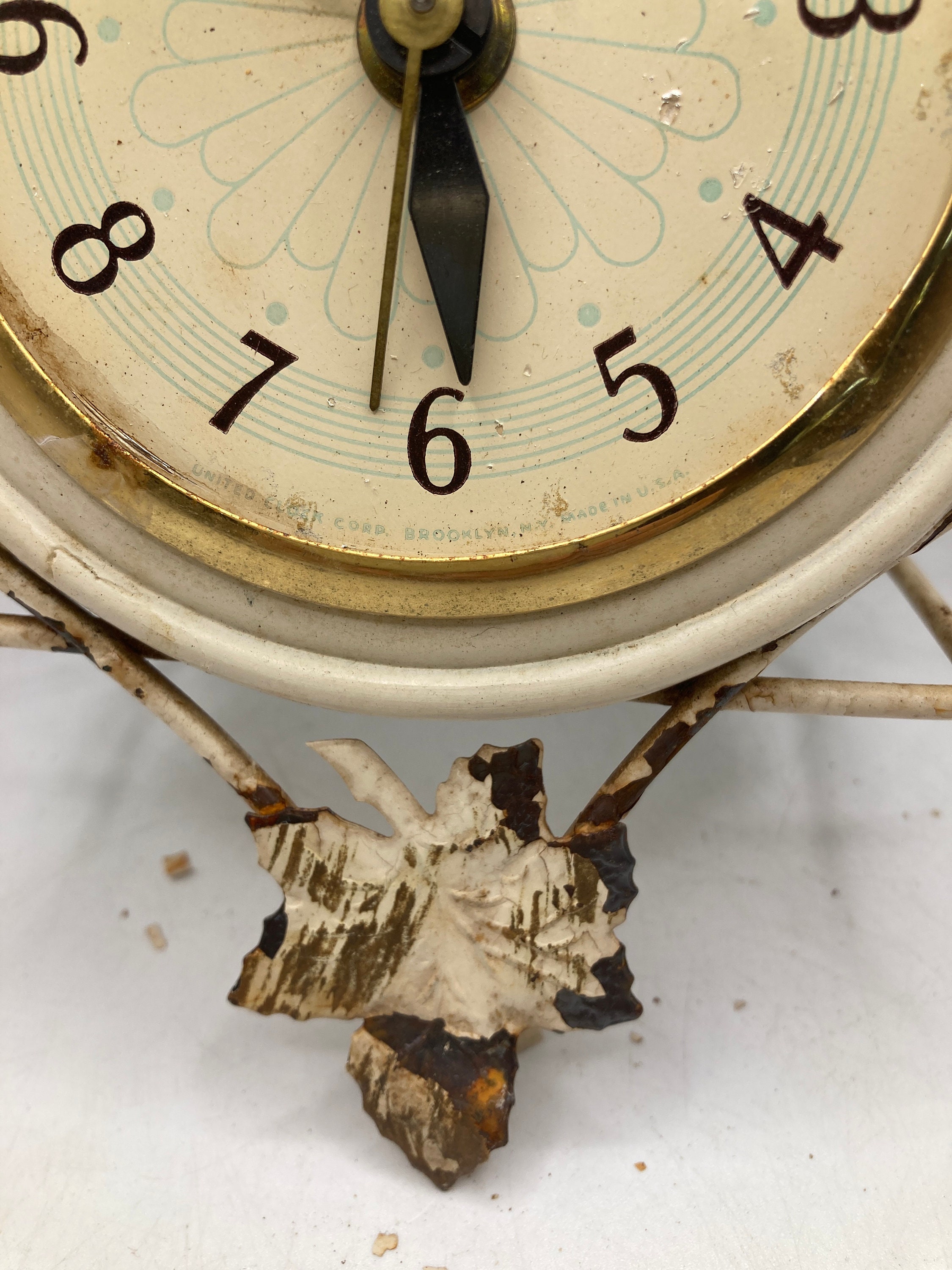 United Clock Company Antique Clock - Etsy