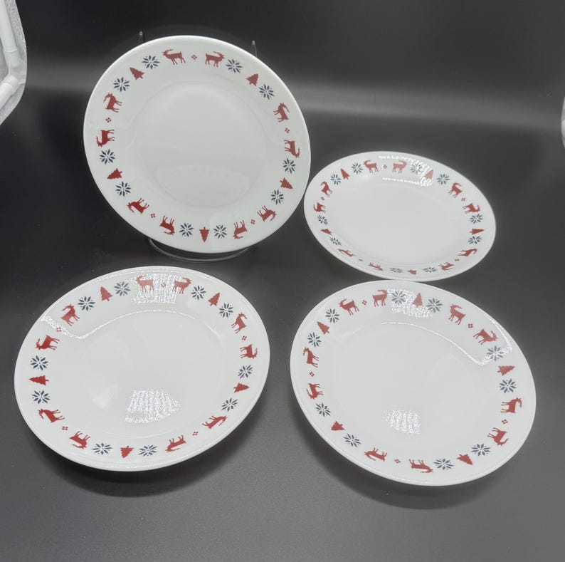Vintage Set of 4 Corelle Holiday Winter Christmas 6 3/4” Bread & Butter ...