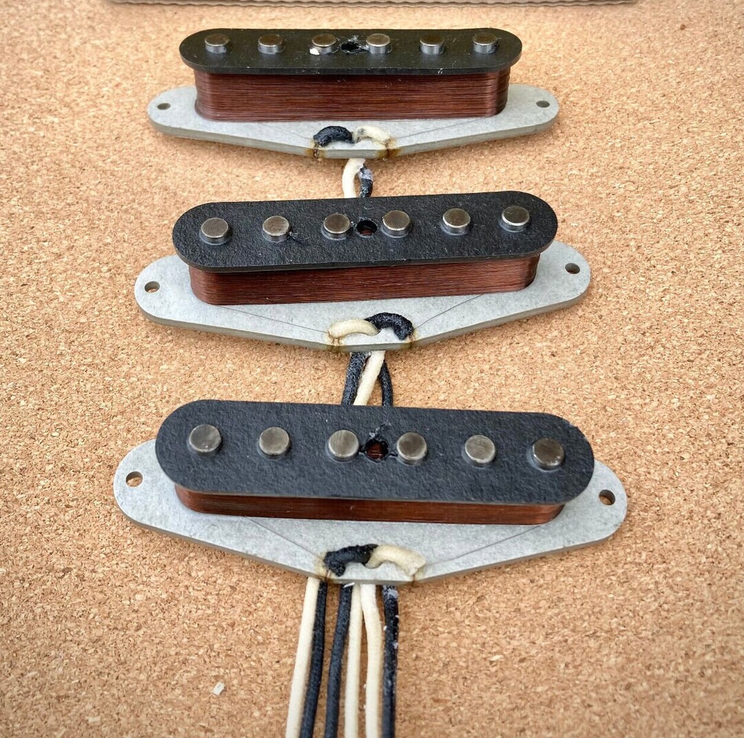 Vintage '75 Fender Stratocaster Hand Wound Pickup Set by Migas Touch - Etsy