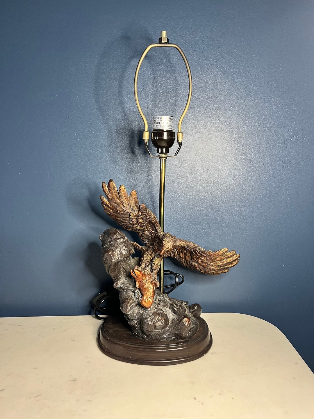 Vintage Hawk Catching a Trout Sculpted Resin Table Lamp - Etsy