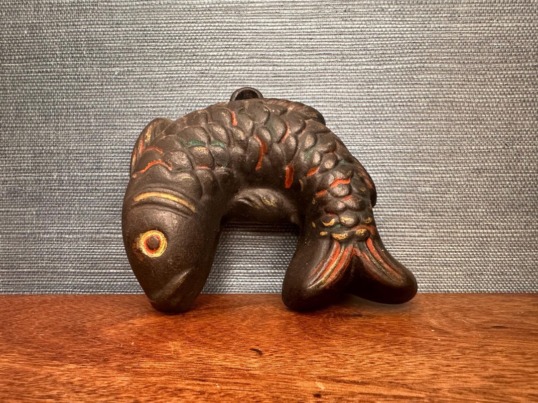 Rare Small-sized Vintage Cast Iron Hand Painted Fish Mold - Etsy