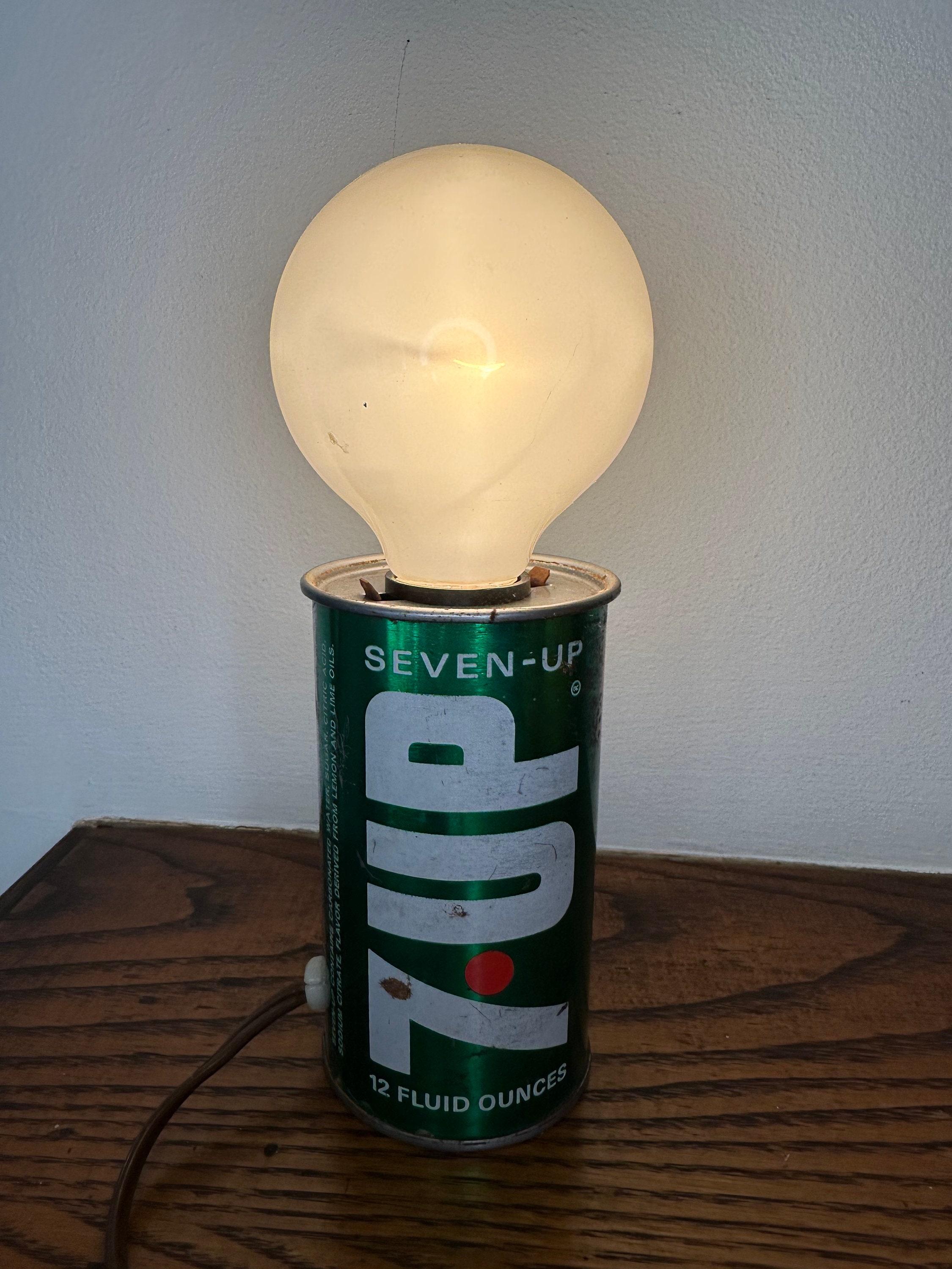 Vintage 7-up Soda Can Lamp in Working Order - Etsy
