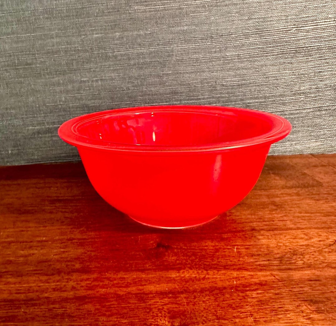 Vintage Pyrex 1980s Primary Colors Clear Bottom Mixing Bowl — Cherry ...
