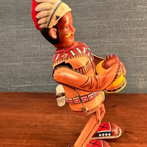 Vintage 1950s Mikuni Japanese Mechanical Wind-up Toy 'chief Tom Tom' in ...