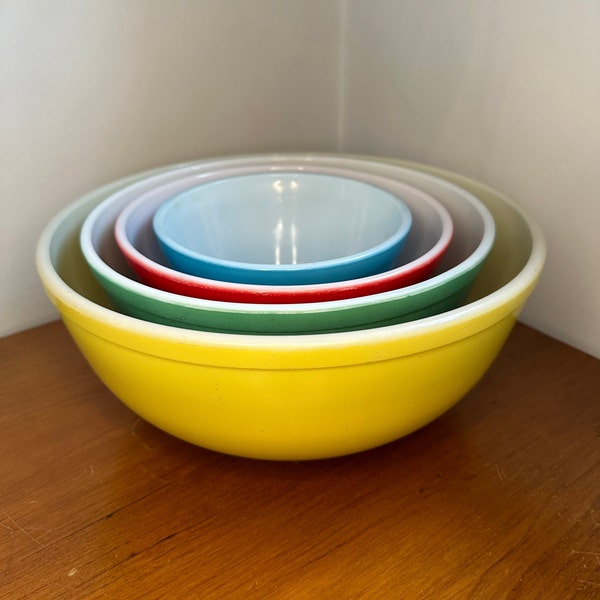 Vintage Mixing Bowls - Etsy