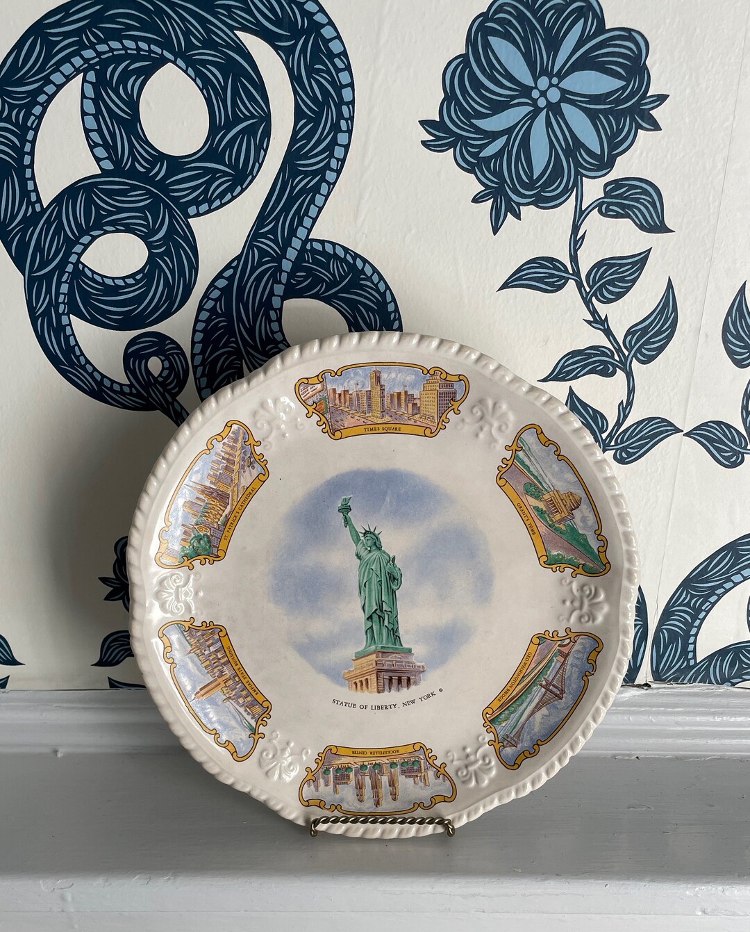 Vintage World Wide Studios Statue of Liberty Plate Featuring Landmarks ...