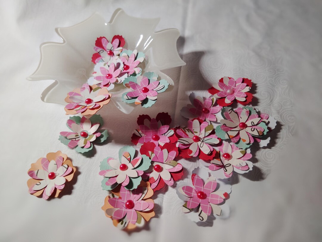 Handmade Paper Flowers for Scrapbook Emphemera "scrapbooking Essentials ...