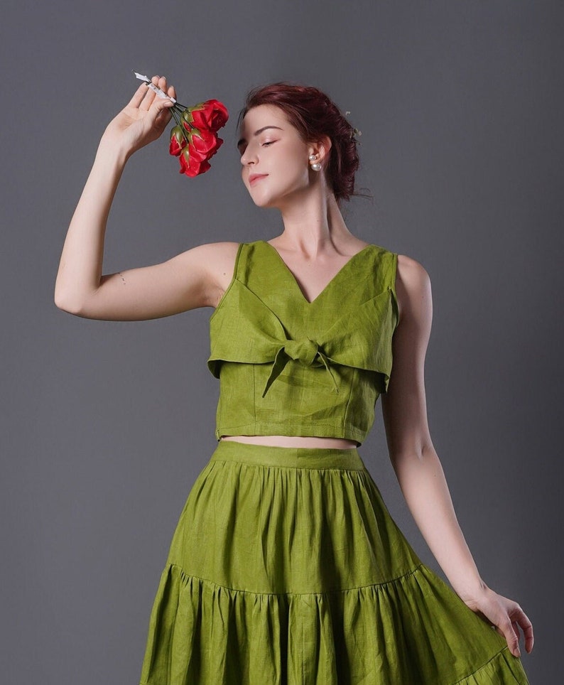 Top in lino AYAME, Top in lino verde, Top corto senza maniche ...