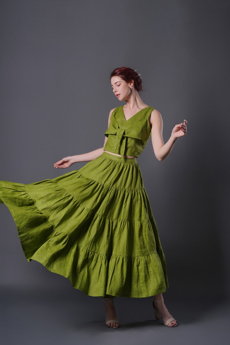 Top in lino AYAME, Top in lino verde, Top corto senza maniche ...