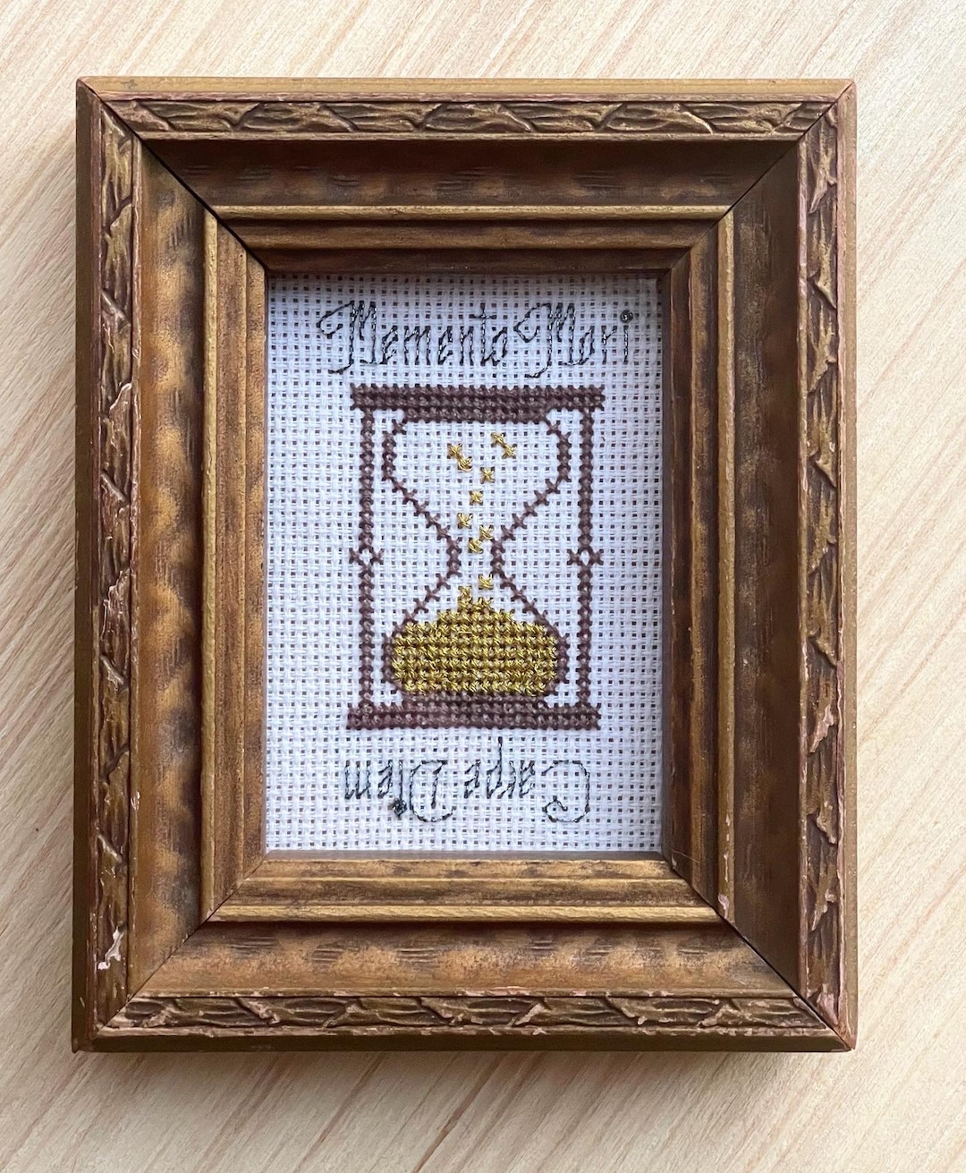 Memento Mori / Carpe Diem Hourglass Cross Stitch Pattern - Etsy