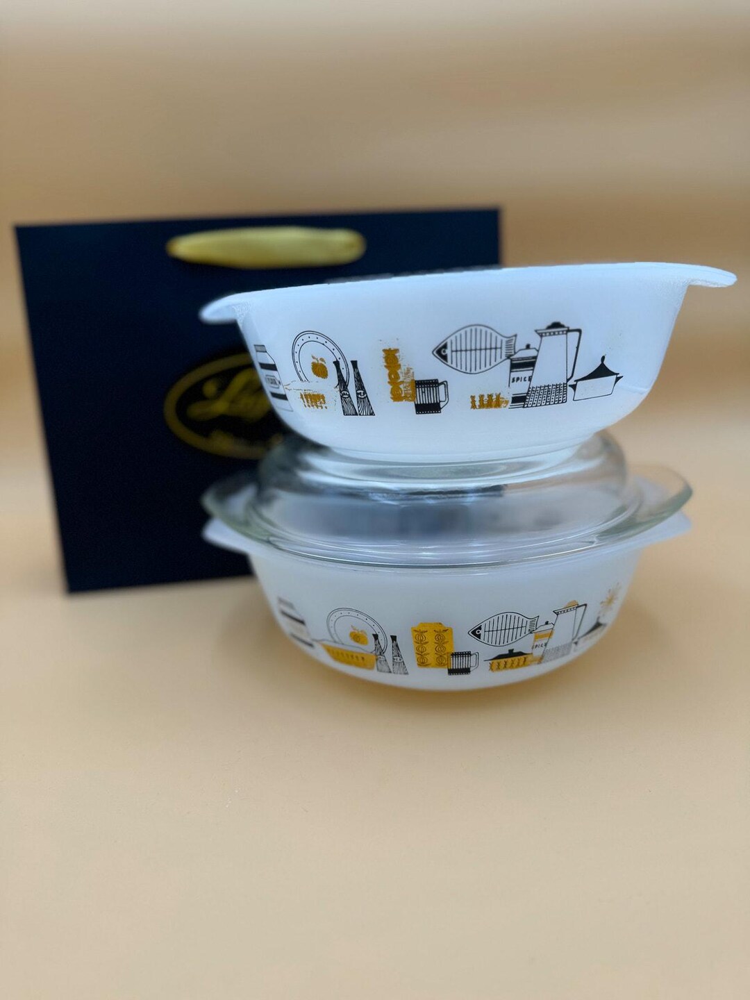 Pyrex Agee Kitchen Motif Casserole Dishes and 1 Lid 2 Pints Each - Etsy