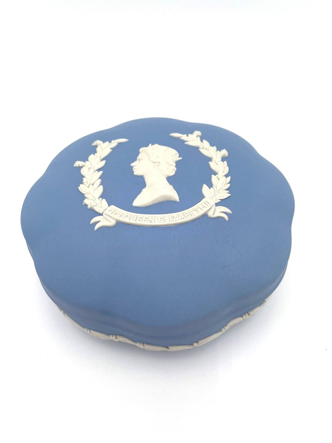 Wedgwood Jasperware Powder Box queen Elizabeth - Etsy
