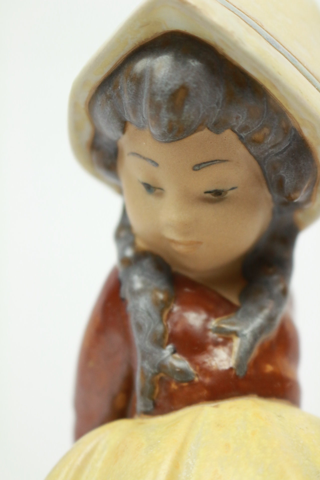 LLADRO Daisa 1978 Porcelain Figurine Kerchief Dress Girl Excellent ...