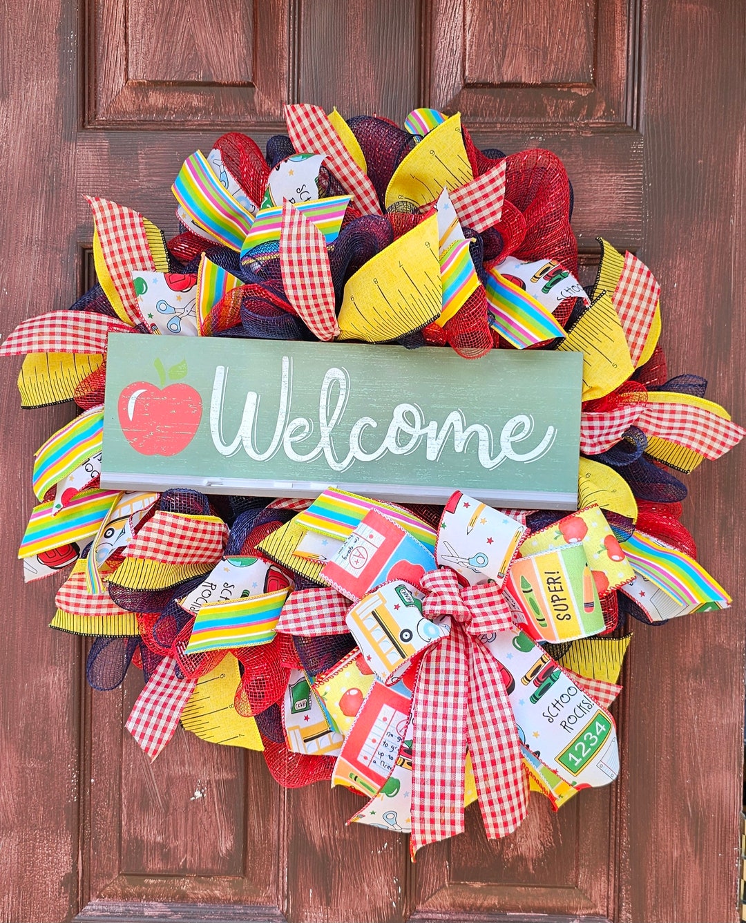 Teacher's Welcome Wreath With Apple Sign, Classroom Wreath, Back to ...