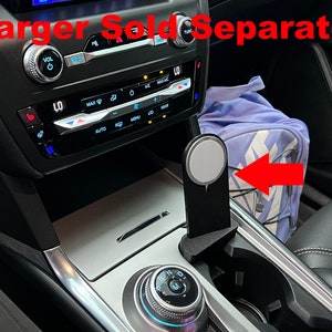 Magsafe® Wireless Charger / Phone Mount for 2020+ Ford® Explorer - Etsy
