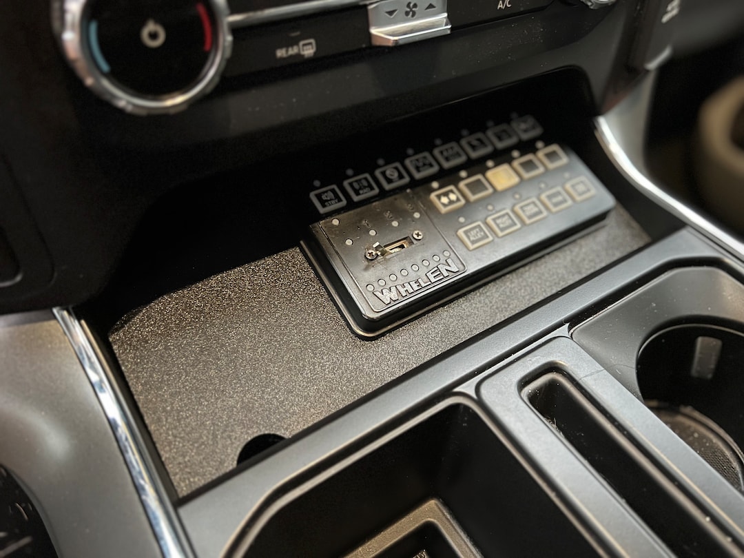 Whelen® Head Unit Mount for 2021+ Ford® F150 - Etsy