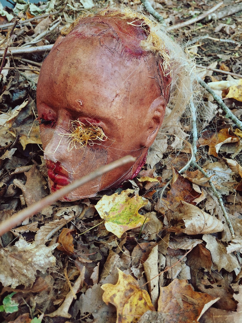Severed Corpse Head - Horror SFX Latex Prop, Texas Chainsaw Massacre ...