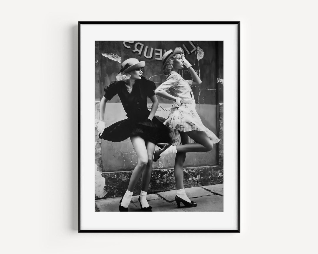 Vintage Women Dancing Print: Retro Women Fashion, Chic Wall Art, Black ...