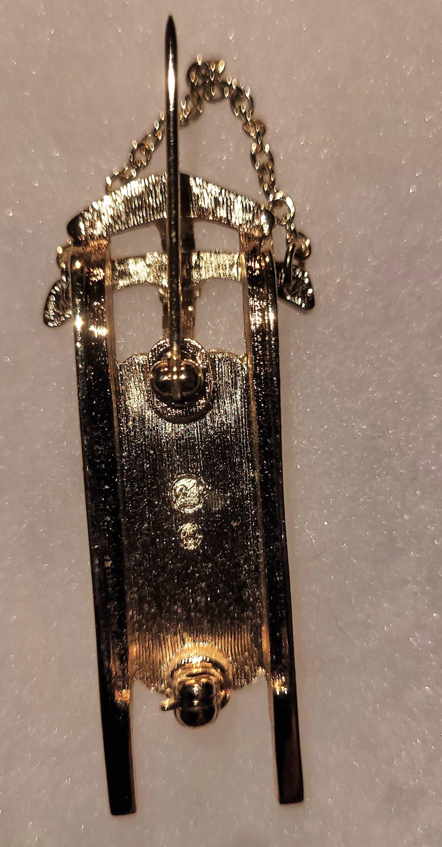 Swarovski Sled Pendant/pin Brooch - Etsy