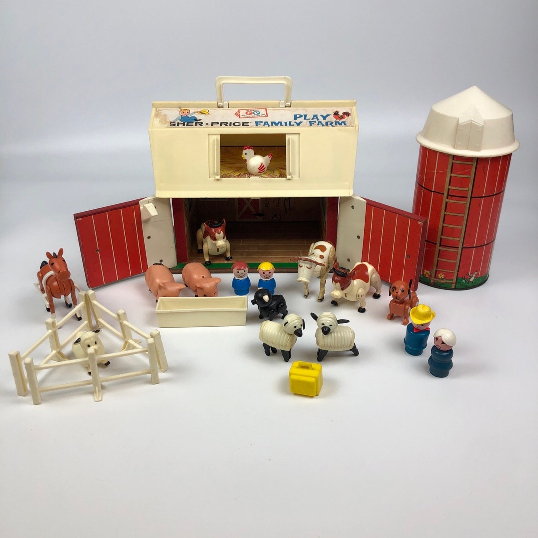 VTG 1960s Fisher Price Play Family Farm Plus Extras Barn Moos Horse Cow ...