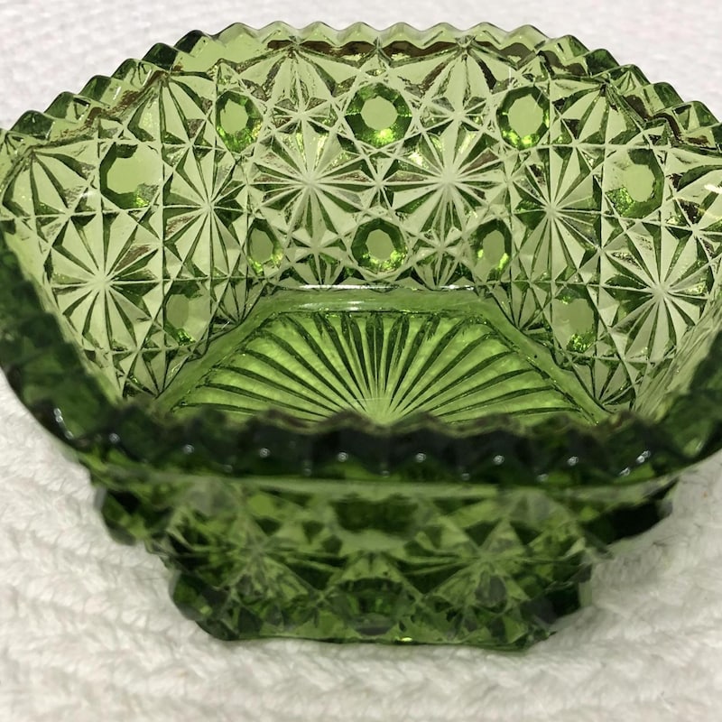 Daisy Button Candy Dish - Etsy