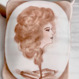 Unique Vintage Hand-painted Lidded Jewelry Box - Rounded Square ...