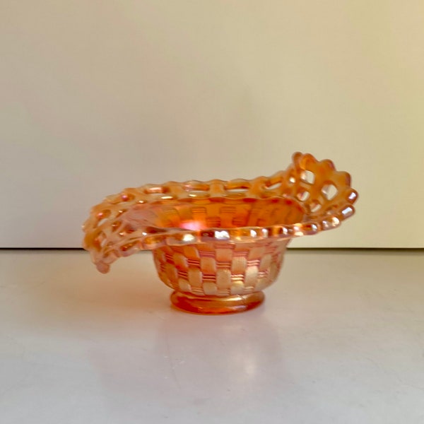 Carnival Glass Lace Edge Basket Weave Bowl - Etsy