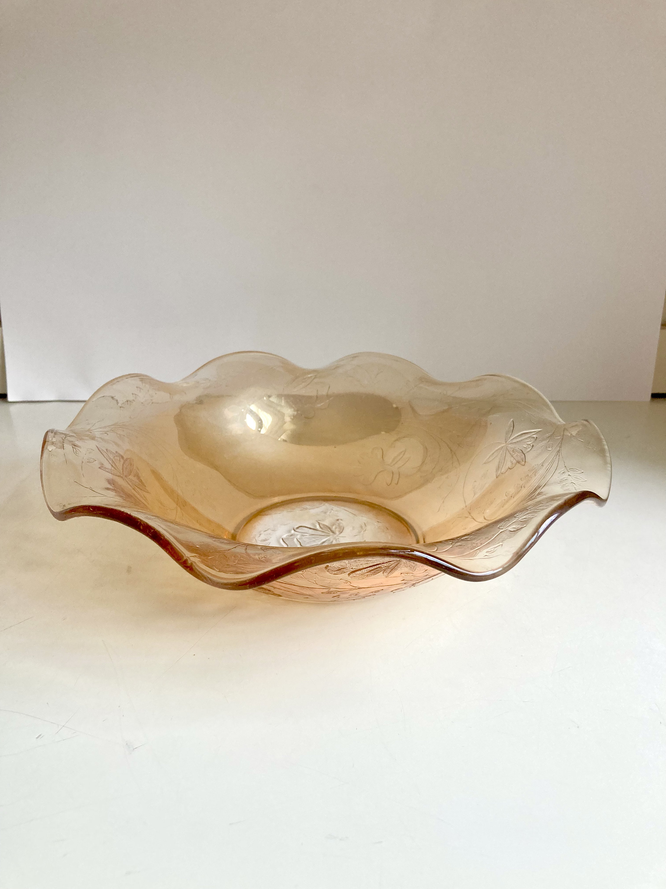 Jeanette Pale Marigold Carnival Glass Bowl Floragold Pattern 9 Ruffled ...