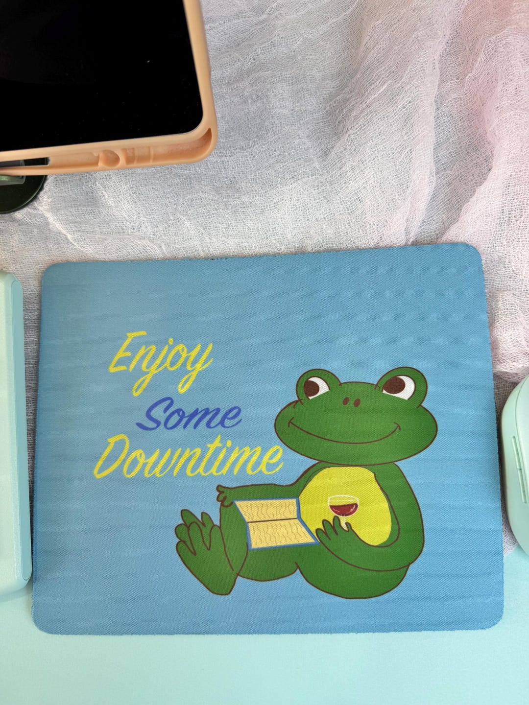 Frog Mouse Mat, Reading and Enjoying Some Downtime With Red Wine ...