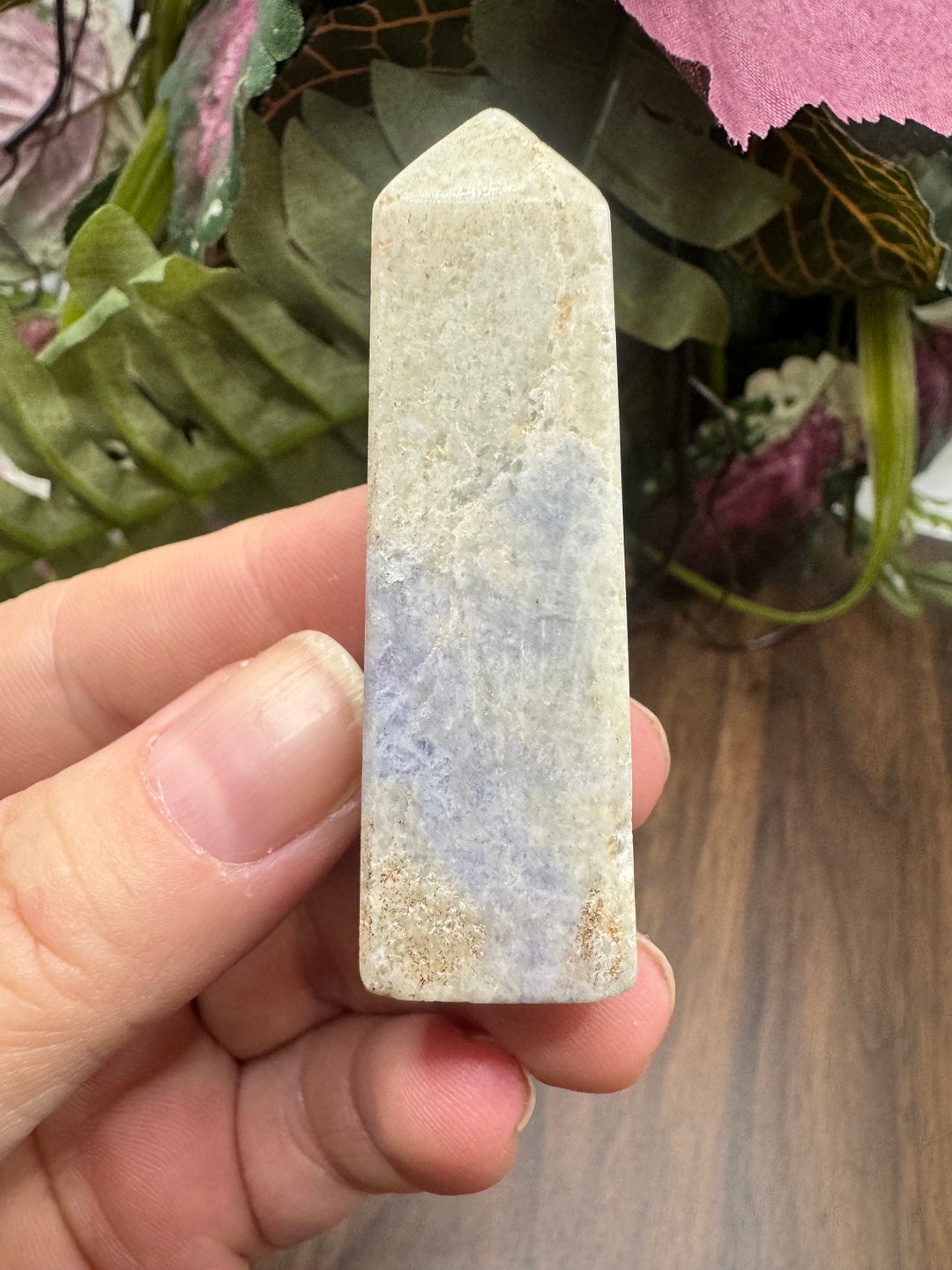 UV Reactive Hackmanite Crystal Tower - Pakistan Tenebrescent Point - Etsy